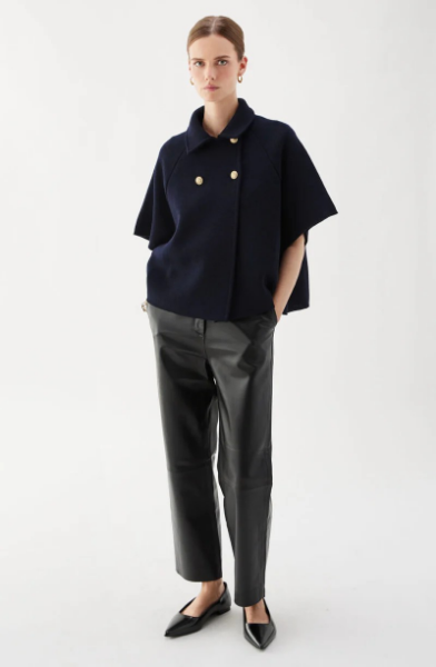 Kjøp Gertrude cape marine - Busnel - Dame fra Deg & Meg