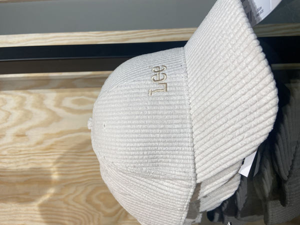 Kjøp LEE CORD CAP- OFFWHITE - Lee - Dame fra KLARA - LP5443NQ