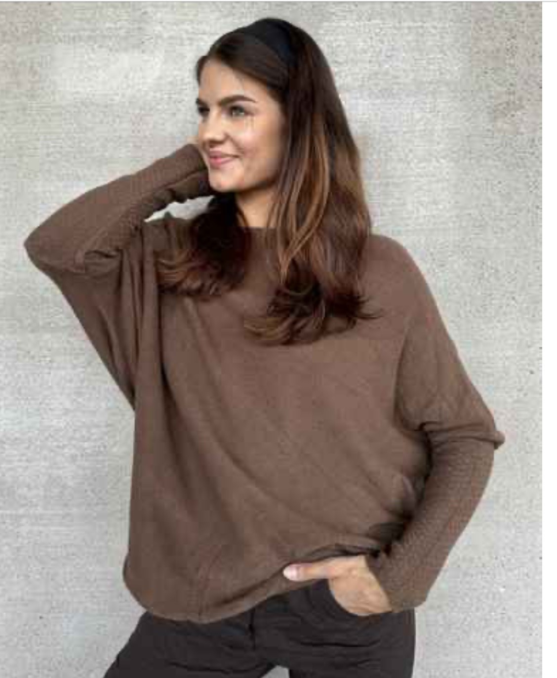 Kjøp MARIELLE GENSER BRUN - Pepper - Dame fra Retro Rakkestad - Marielle