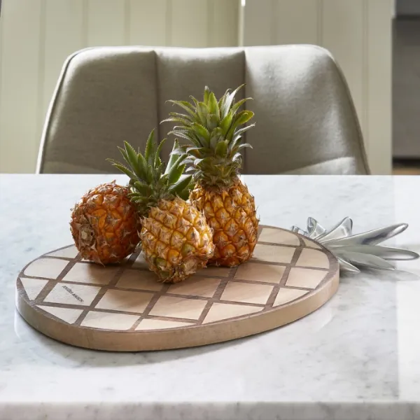 Kjøp RM PINEAPPLE CHOPPING BOARD - Riviera Maison - Interiør fra Harmonia - 551690