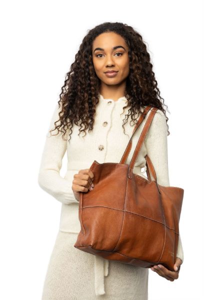 Kjøp RE:DESIGNED PROJECT 19 WALNUT - Project - Dame fra Jentene på Kaffe - P019