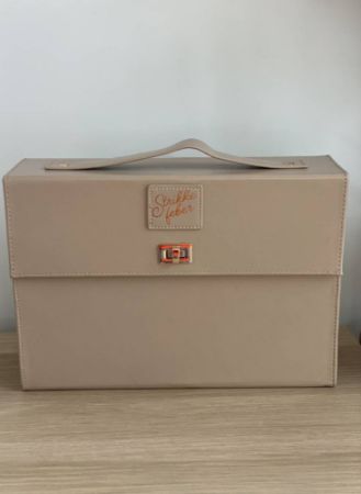 Strikkefeber - "Garnbutikk på Gol | Kvalitetsgarn, strikkepinner, heklenåler, knapper og ...