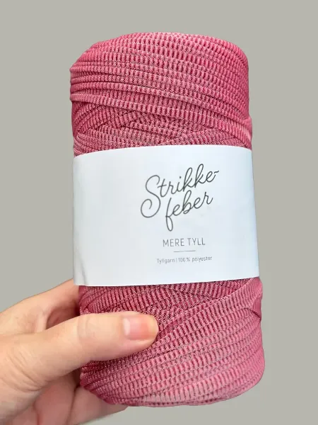 Kjøp MERE TYLL - Strikkefeber - Hobby fra Strikkeglede